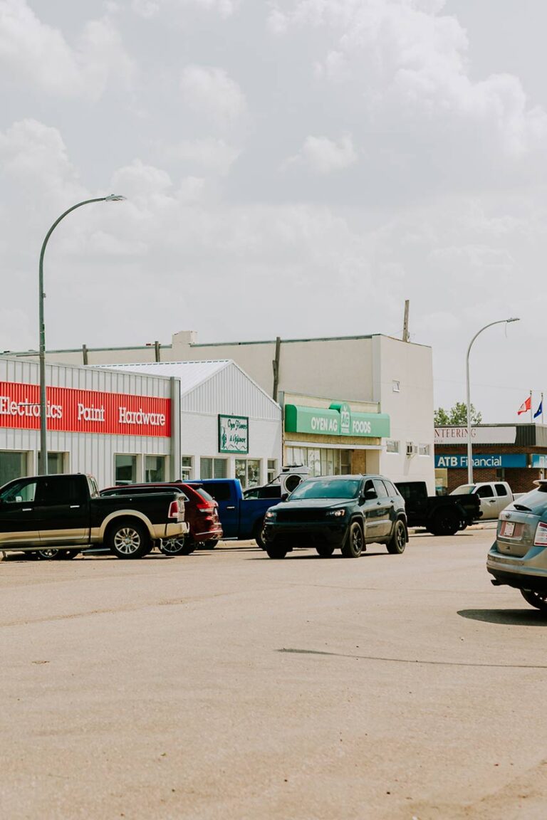 Town of Oyen - Make Your Move To Oyen